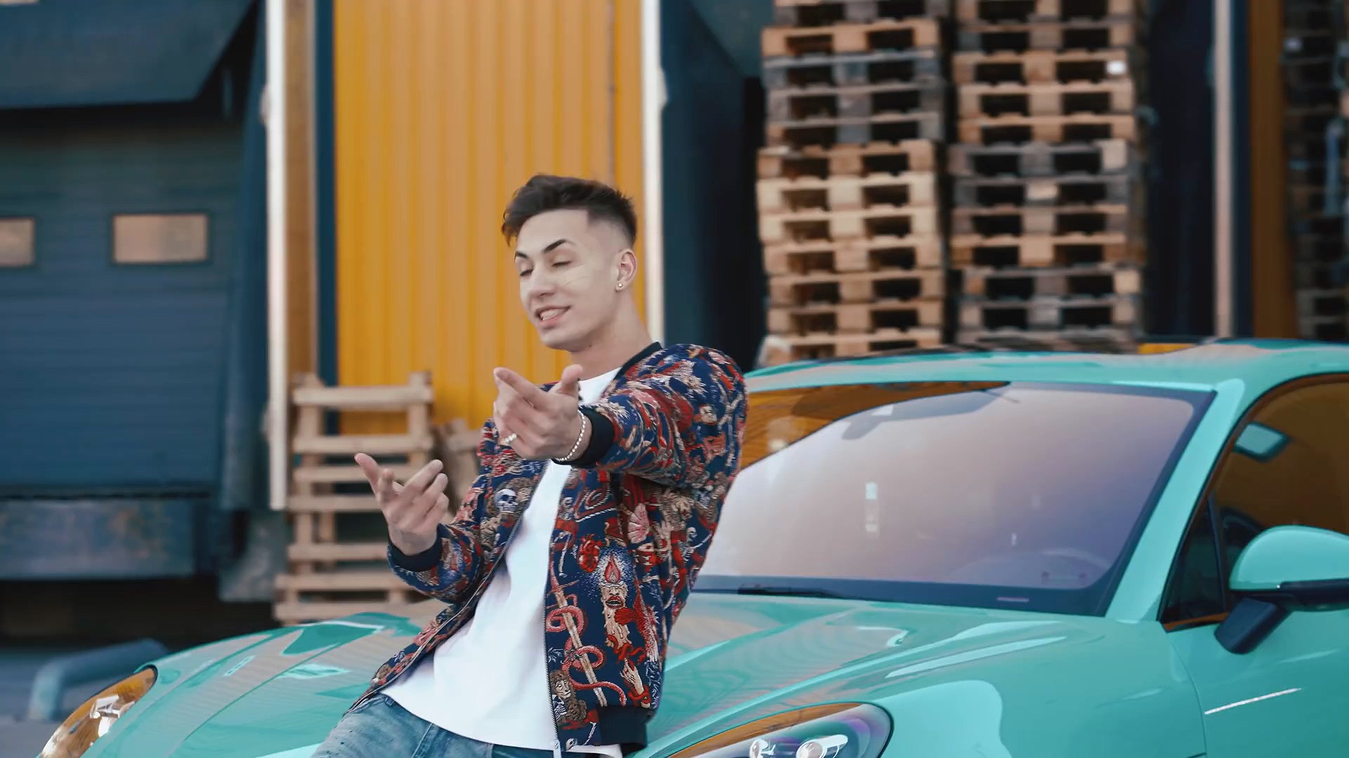 YNY Sebi cântă la Orăștie, în Joy Pub, în acest sfârșit de săptămână ...