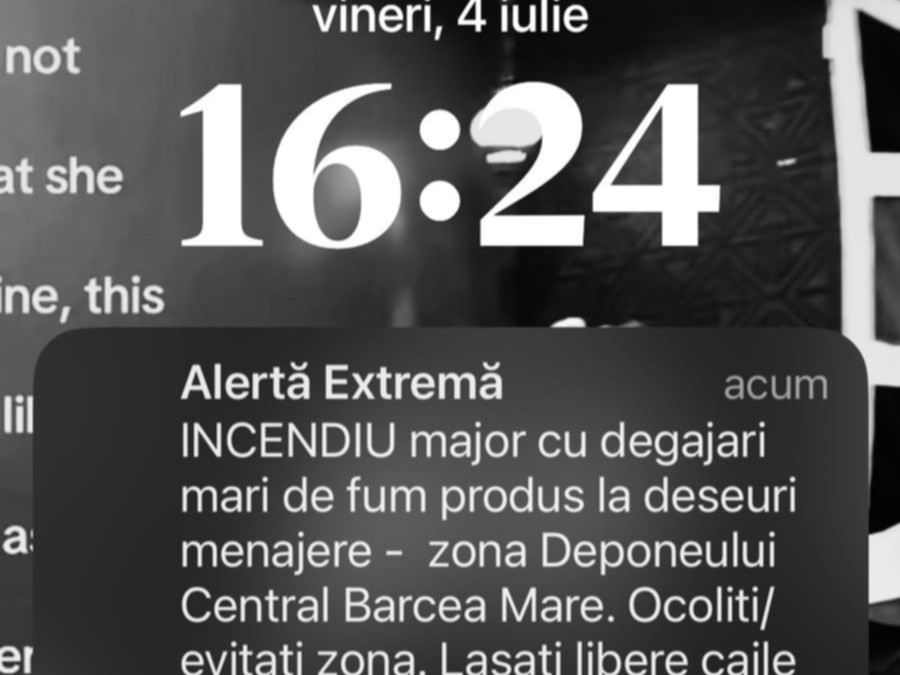 RO-Alert. Incendiu major, cu degajări mari de fum, în zona deponeului ...